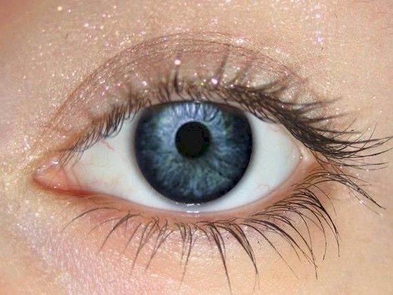 Pink Twinkle Effects - Sparkling Pink Shimmer Color Shifting Eye Shadow ...